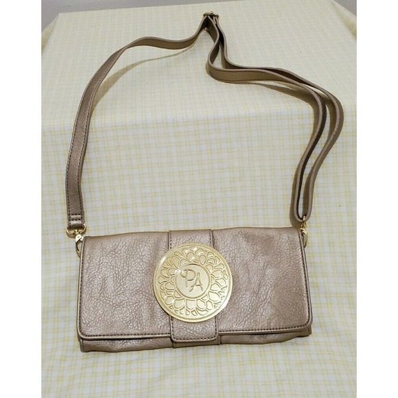 Penelope Ann | Bags | Penelope Ann Gold Crossbody Purse Handbag | Poshmark